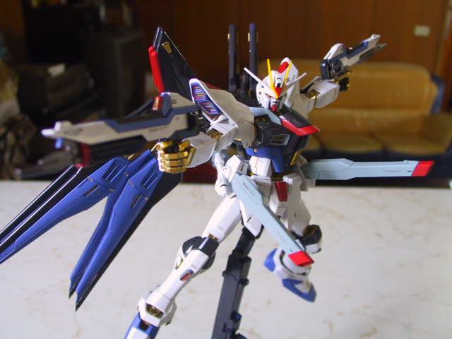 MG Strike Freedom Gundam Full-Burst Mode – 一天到晚作模型的MS翰
